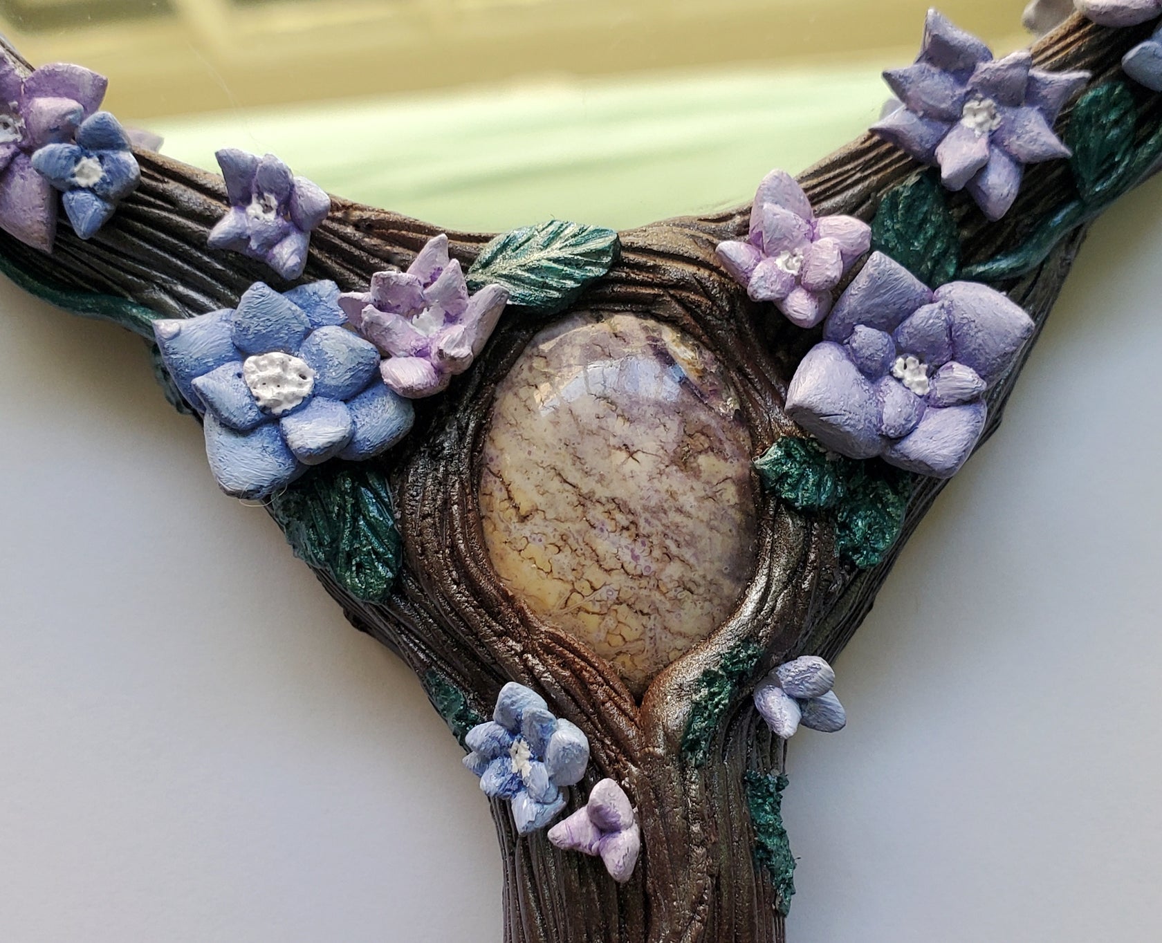 Lepidolite Crystal Magic Mirror (Sculpture) – Mystic Earth